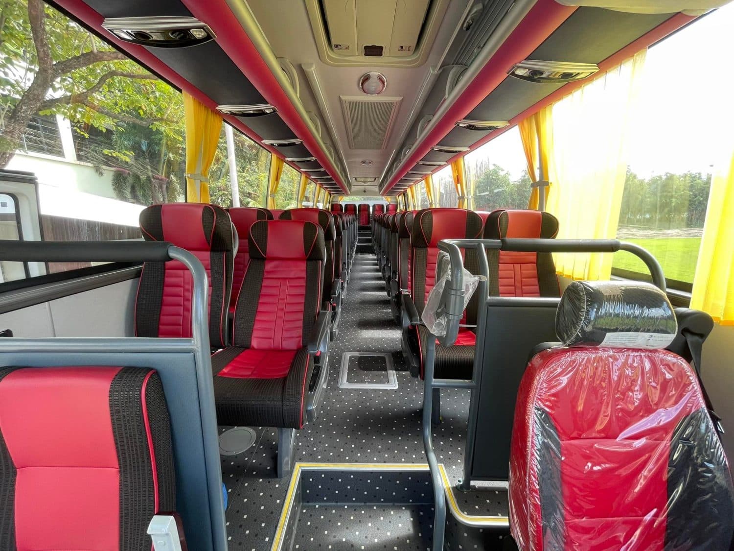 50-SEATER TOURIST BUS ARRIVES AT USA - UNIVERSITY OF SAN AGUSTIN